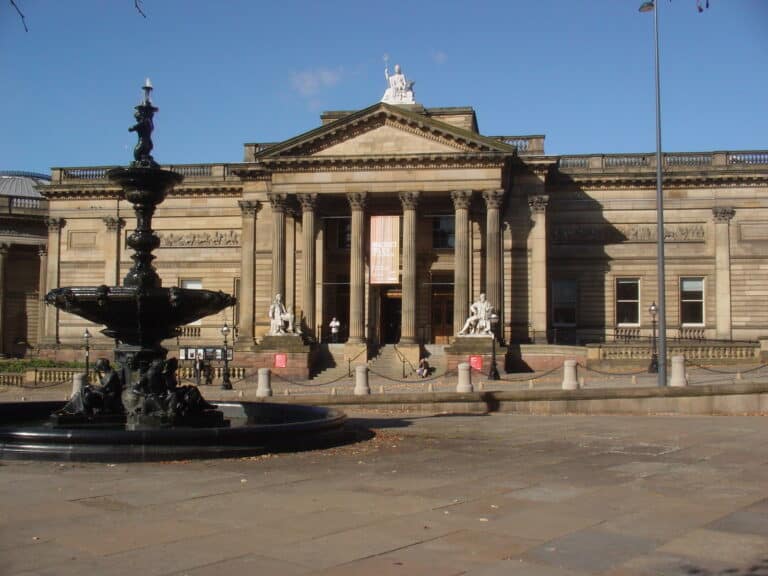 23 Must-See Landmarks of Liverpool for Tourists