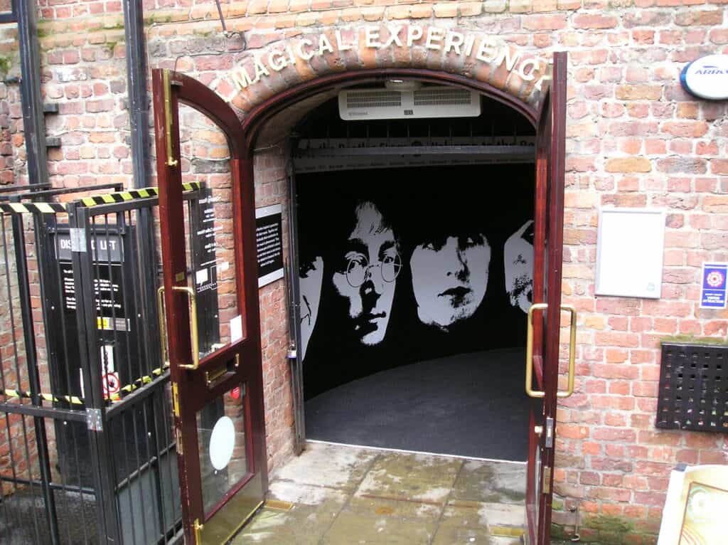 23 Must-See Landmarks of Liverpool for Tourists
